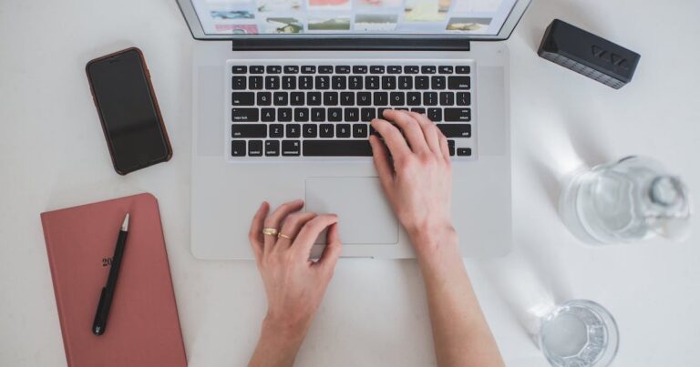 10+ Rekomendasi Merk Laptop Terbaik di Indonesia 2025