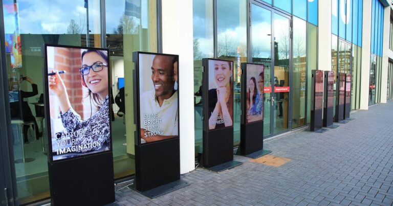 Apa Itu Digital Signage? Pengertian, Fungsi, dan Contohnya!