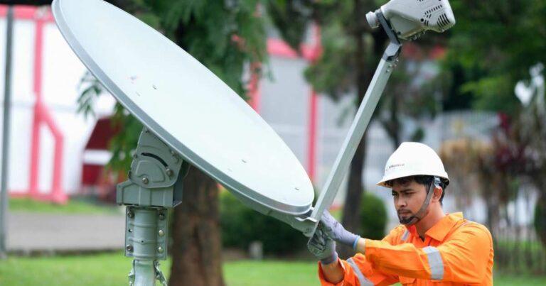 Starlink vs Internet Satelit Lokal: Mana yang Terbaik untuk Anda?