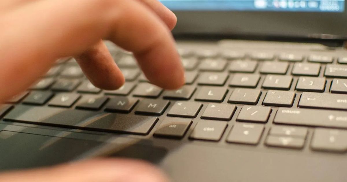 7 Cara Cek RAM Laptop dengan Mudah, Bisa Coba Sendiri!